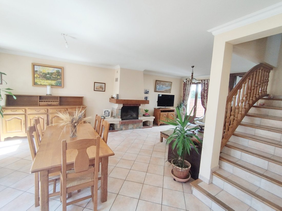 Villiers Sur Marne Villa In Villiers Sur Marne, France For Sale (14552485)