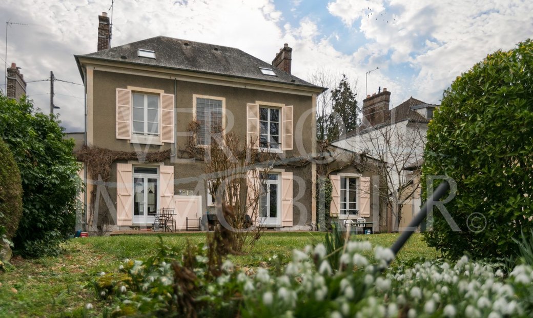 Vernon House In Vernon, Normandy, France For Sale (13817495)