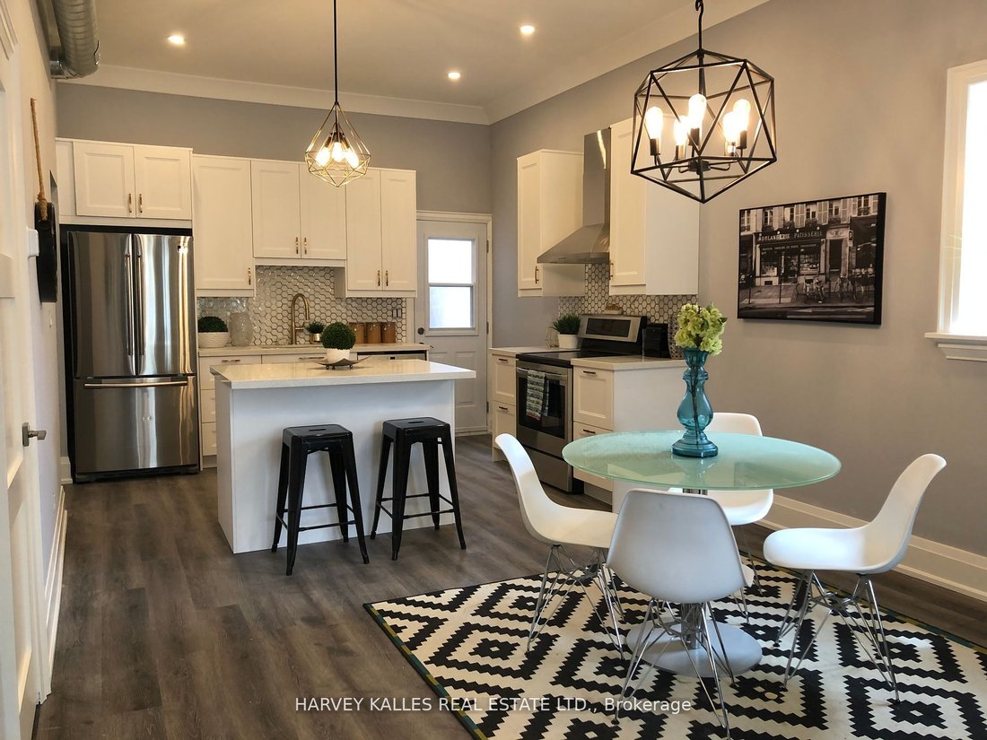 Elegant Victorian Brownstone In Toronto, Ontario, Canada For Sale ...