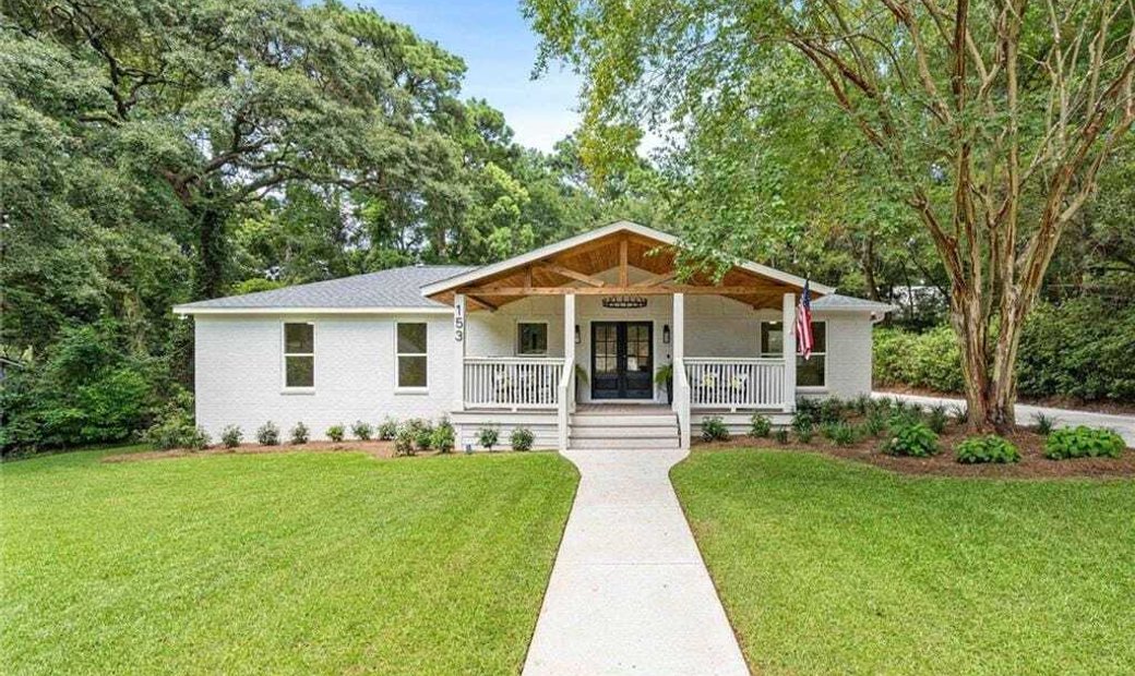 Ranch Home In The Desirable Fruit N Nut In Fairhope, Alabama, United ...