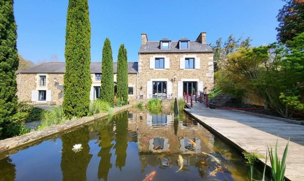 Charming Property Of 405m² In The Countryside Of In Dinard, Brittany ...