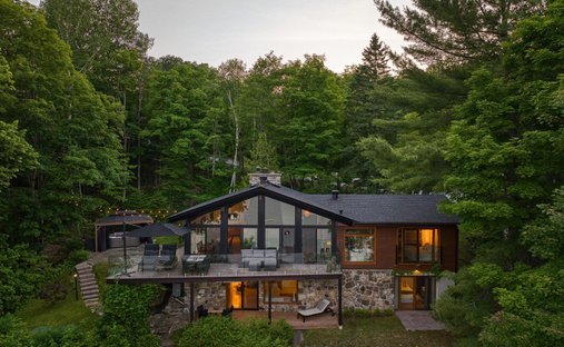 Luxury villas for sale in Estérel, Quebec, Canada | JamesEdition