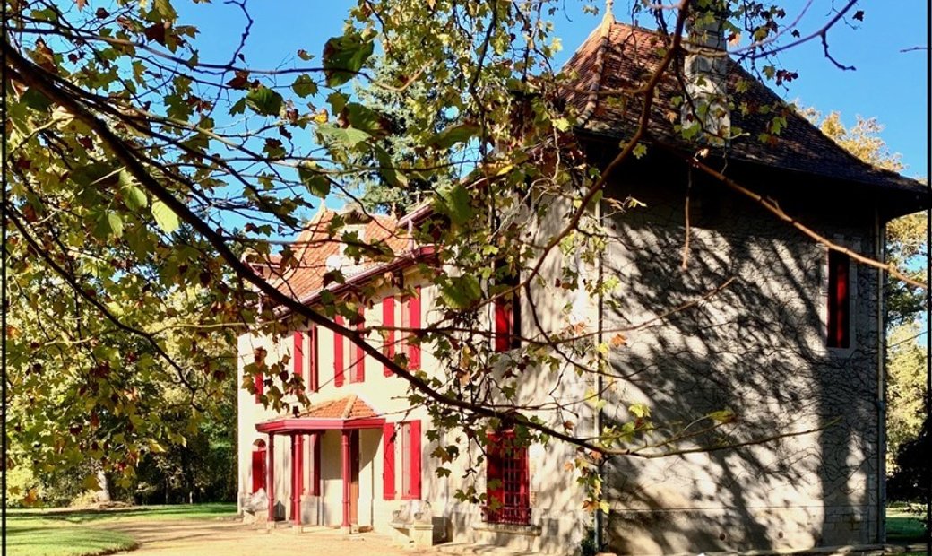 Prestigious Estate Near In Saint Léger De Balson, Nouvelle Aquitaine ...