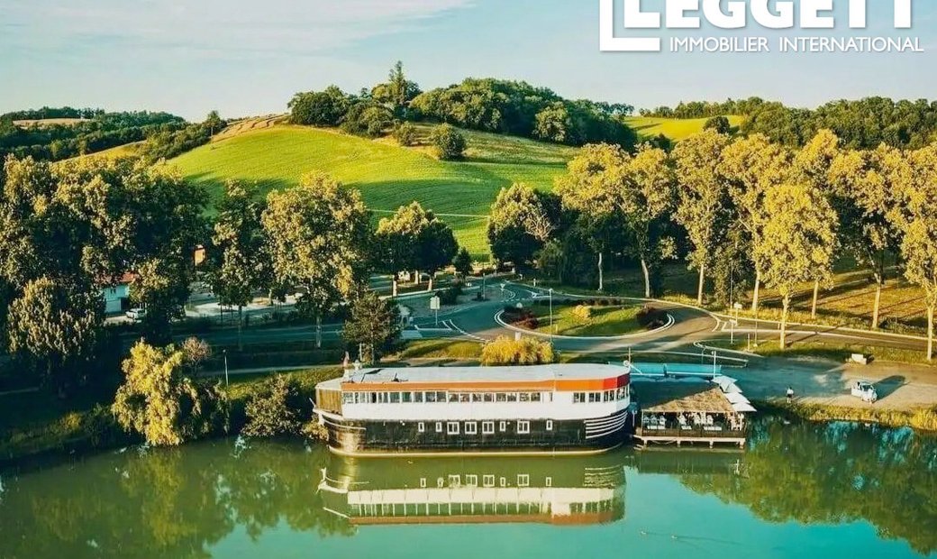 A Legendary Venue Of Jazz In Marciac La Peniche In Marciac, Occitanie ...