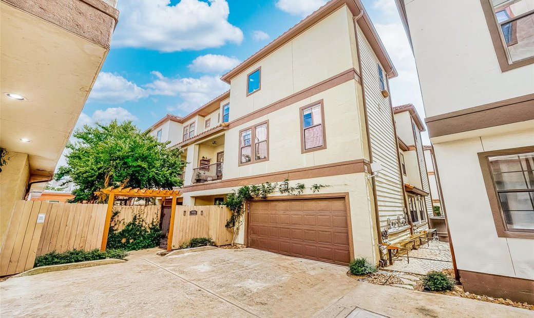 3950 Feagan St In Houston, Texas, United States For Sale (14568745)