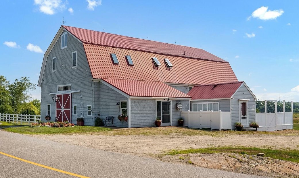 Charming Seven Acre Farm Retreat In Kennebunkport, Maine, United States ...