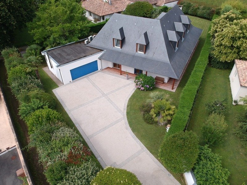 9 Room Architect Villa Heated Swimming Pool In Pau, Nouvelle Aquitaine ...