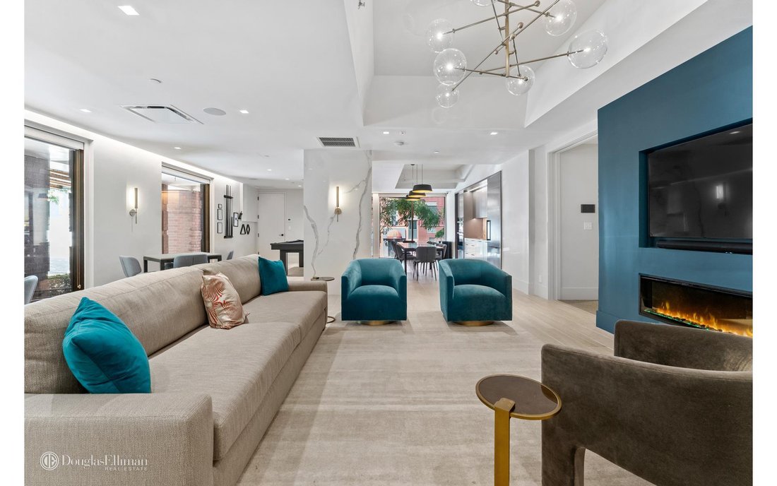 Condo New York In New York, New York, United States For Sale (14578341)