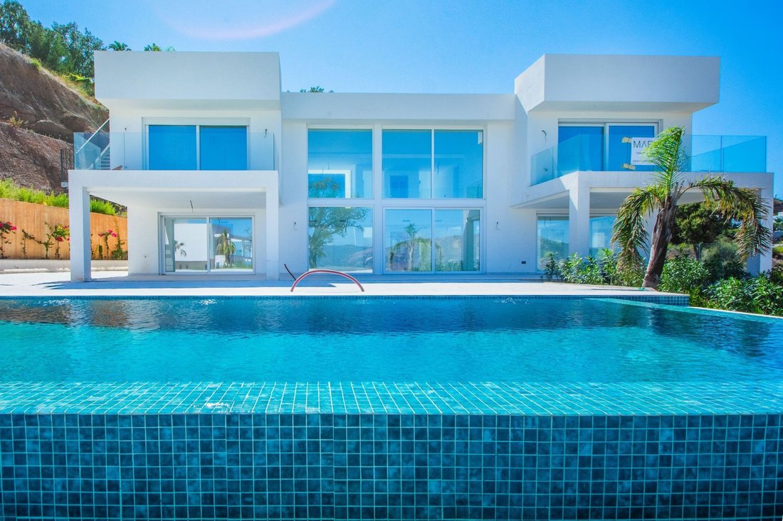 La Mairena Villa In Ojén, Andalusia, Spain For Sale (14587441)
