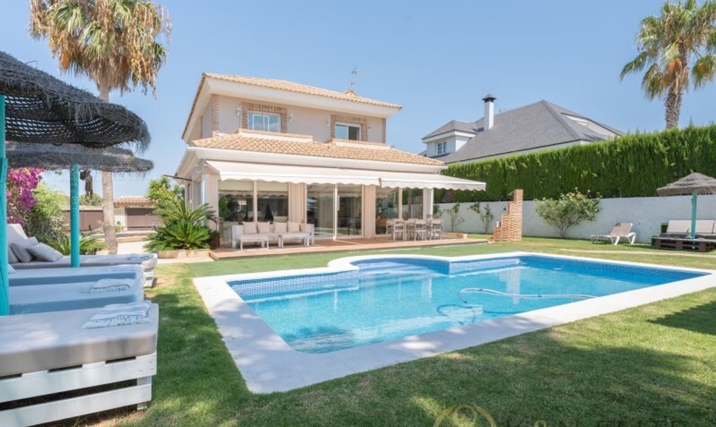 Chalet In Bétera In Bétera, Valencian Community, Spain For Sale (14587834)