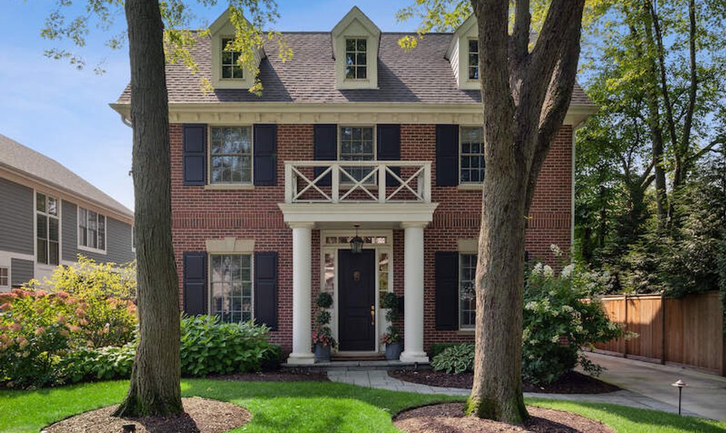 Classic Center Entrance Brick Beauty In Glencoe, Illinois, United ...