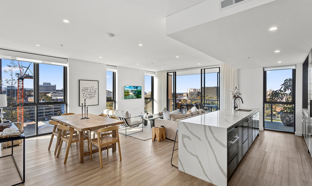 Eighth Floor Luxury Apartment In Wollongong, New South Wales, Australia ...