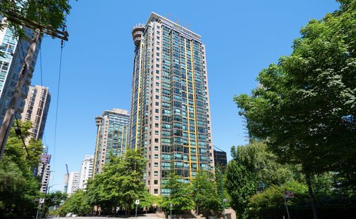 Luxury condos for sale in Vancouver, British Columbia, Canada ...