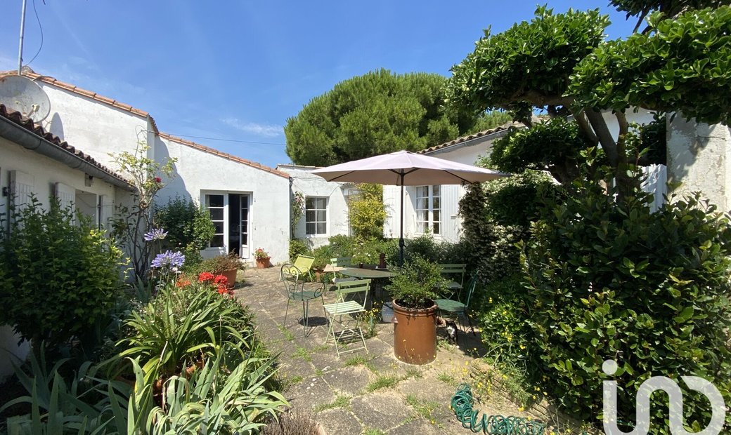 Vente Maison/Villa 5 Pièces In Loix, Nouvelle Aquitaine, France For ...