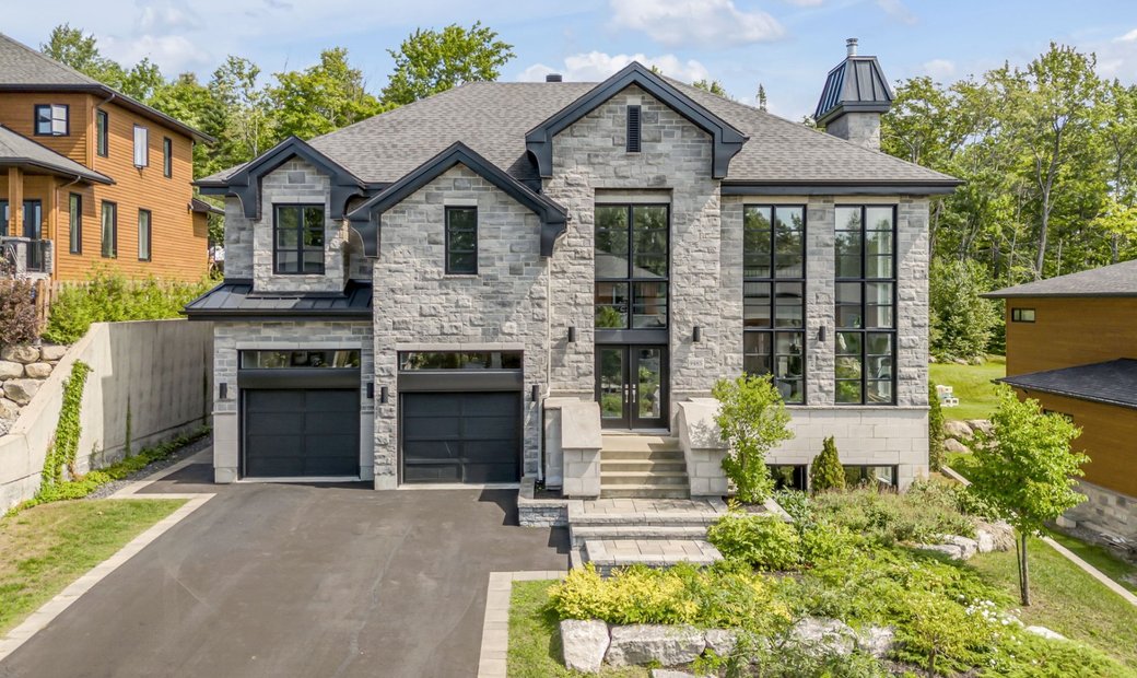 Qubec (Charlesbourg ) Residential In Quebec City, Quebec, Canada For ...