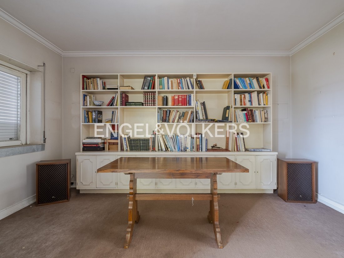 Luxury Villa With Garage In Restelo In Lisbon, Lisbon, Portugal For ...