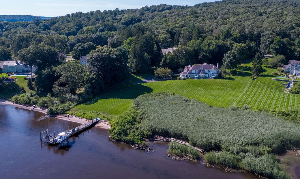 Traditional European Estate On The In Deep River, Connecticut, United ...
