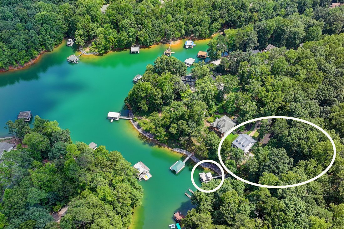 Exceptional Renovated Cottage On Lake In Gainesville, Georgia, United ...