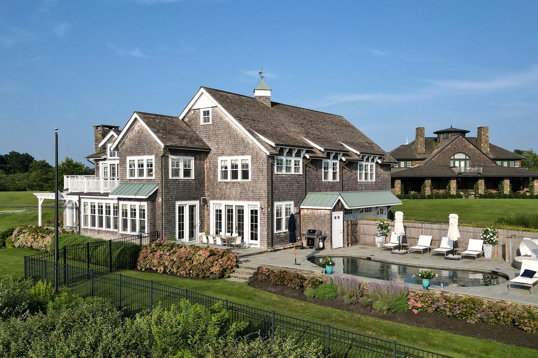 Waterfront At The Aquidneck Club In Portsmouth, Rhode Island, United ...