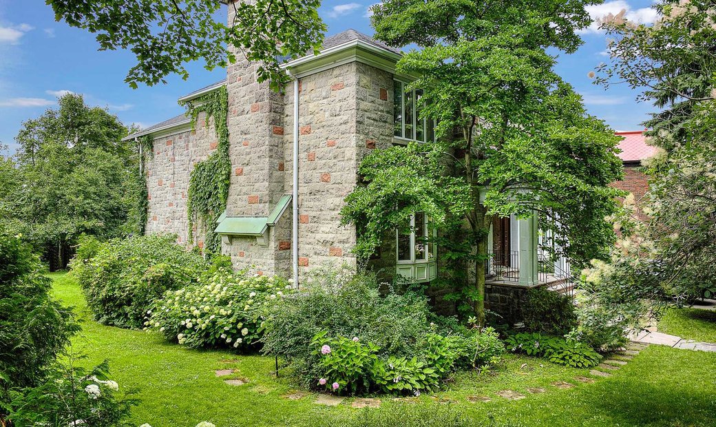 Montréal (Outremont), Quebec In Montréal, Quebec, Canada For Sale ...