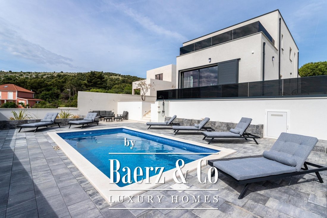 Seget, A Contemporary Villa With In Seget Donji, Split Dalmatia County ...