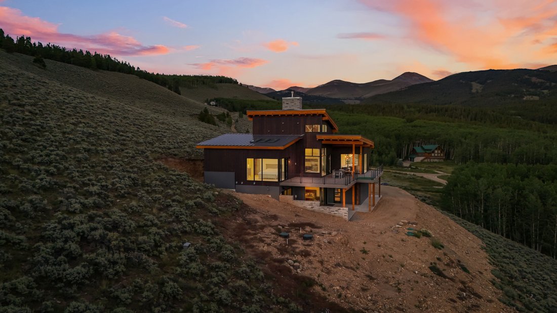 Esta Impresionante Casa Moderna De Montaña En 80461, Colorado, Estados ...