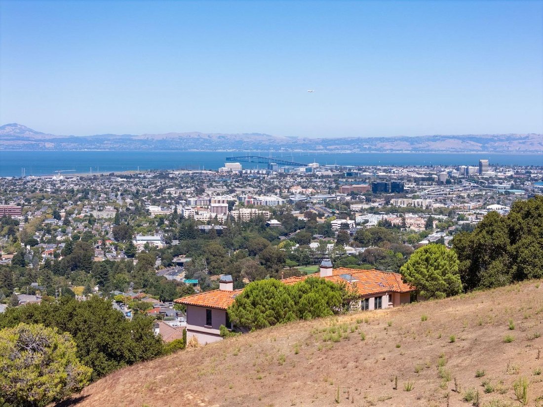 215 Tobin Clark In Burlingame, California, United States For Sale ...