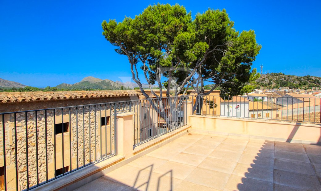 Fantastic Fully Renovated Traditional Home In Pollença, Balearic ...