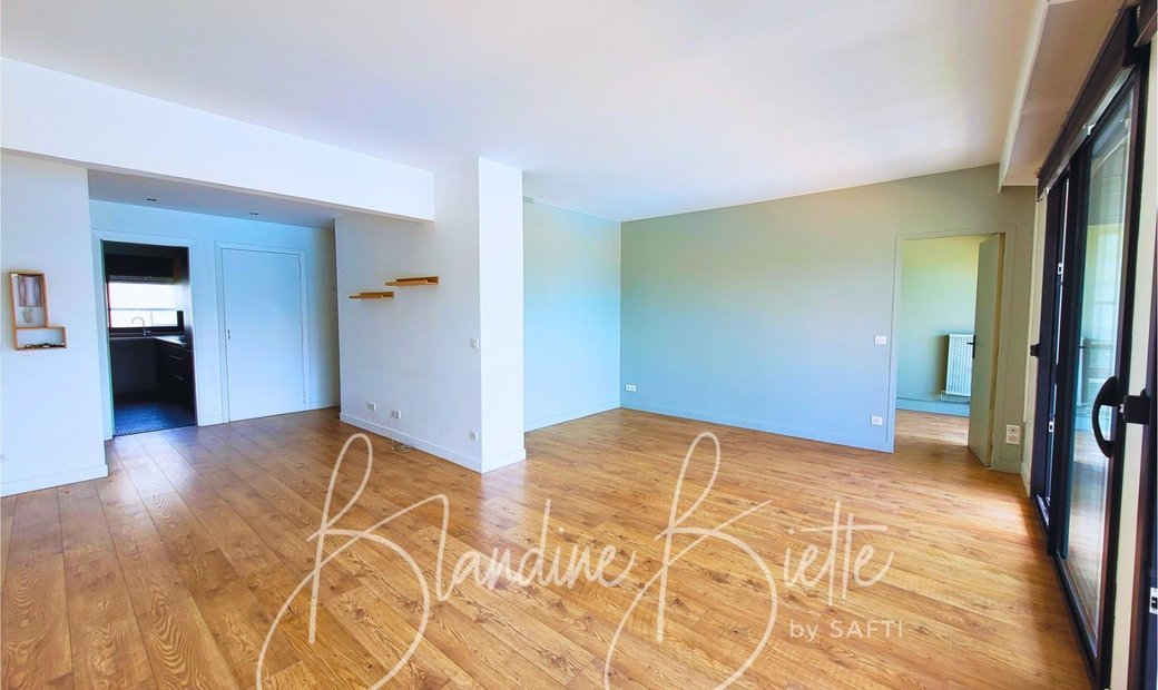 Bel Appartement 3 Chambres Rénové à In Le Vésinet, île De France ...