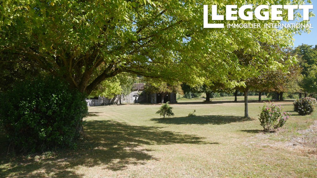A Large Family House With Outbuildings, In Pérignac, Nouvelle Aquitaine ...