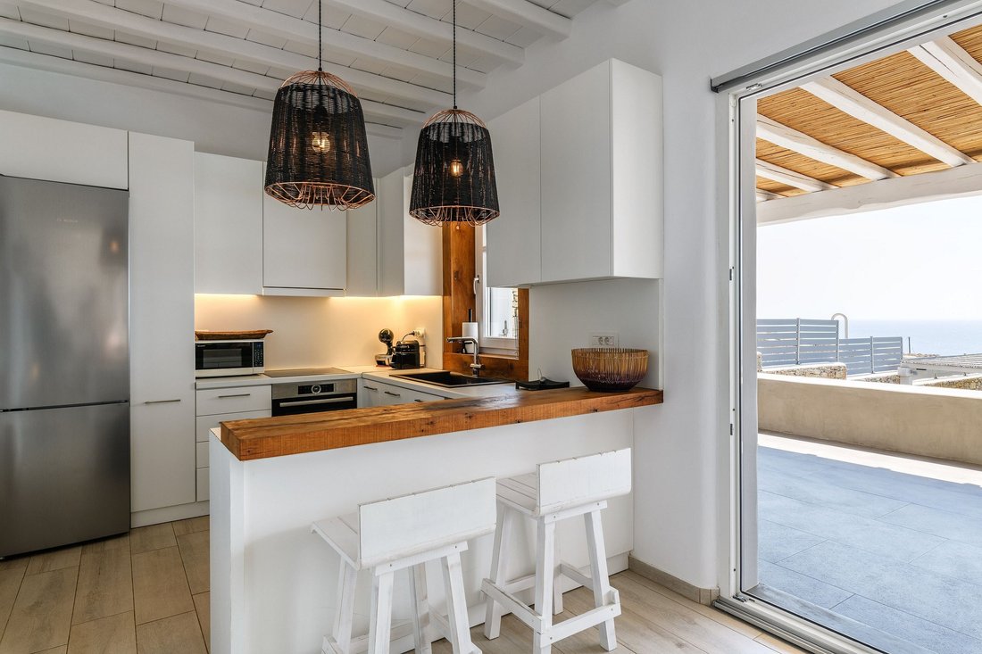 Cyc004 A Summer Villa On Kalafatis Beach In Mykonos, Greece For Rent ...