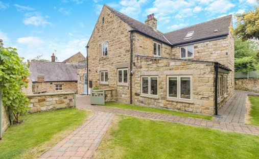 Luxury homes with terrace for sale in Little Houghton, England, United ...