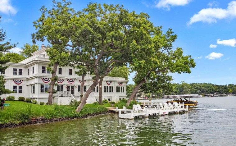 Lakefront Homes In Wisconsin