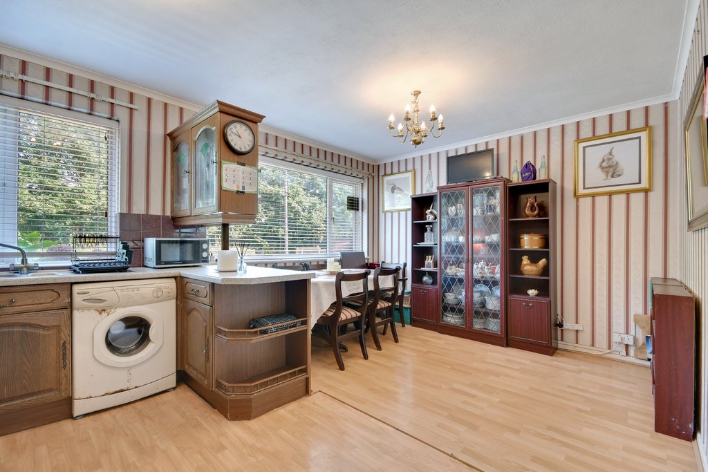 Extended, Two Reception Rooms, Ground In Howe Green, England, United ...