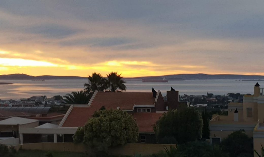 Large Family Home In Myburgh Park In Langebaan, Western Cape, South ...