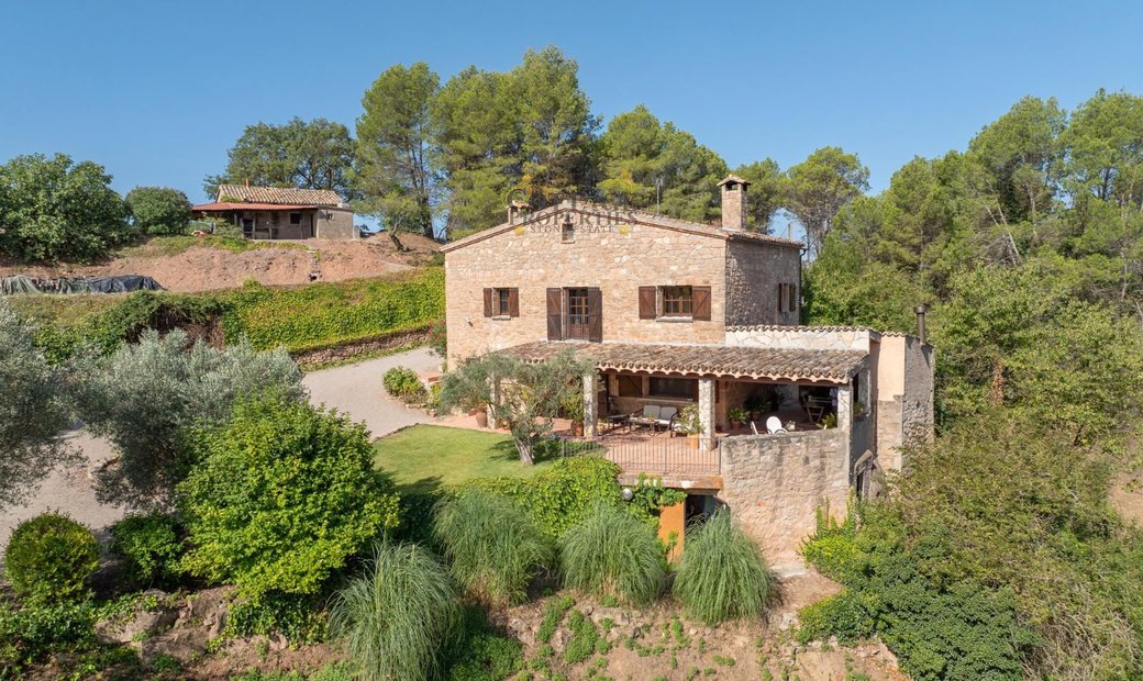 Aguilar De Segarra Villa In Oleiros, Catalonia, Spain For Sale (14624034)
