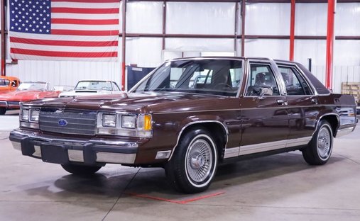 Ford Crown for sale | JamesEdition