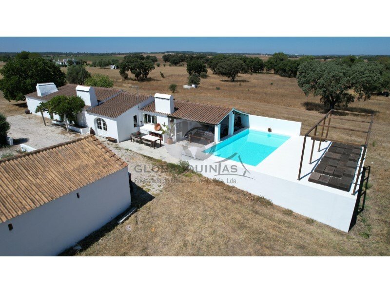 Typical Alentejo Farm With Swimming In São Miguel De Machede, évora ...