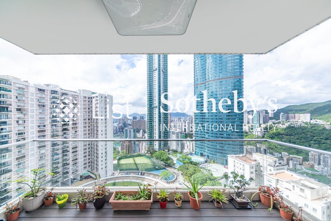 Villa Monte Rosa In Mid Levels East, Hong Kong For Sale (14629315)