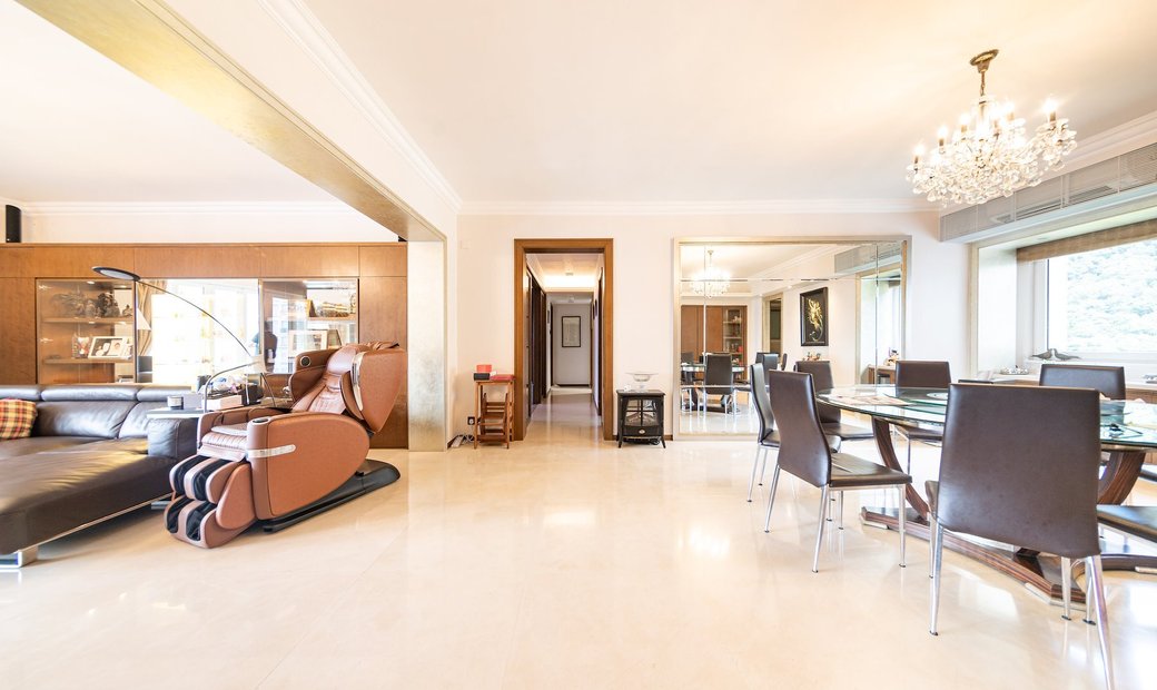 Villa Monte Rosa In Mid Levels East, Hong Kong For Sale (14629315)