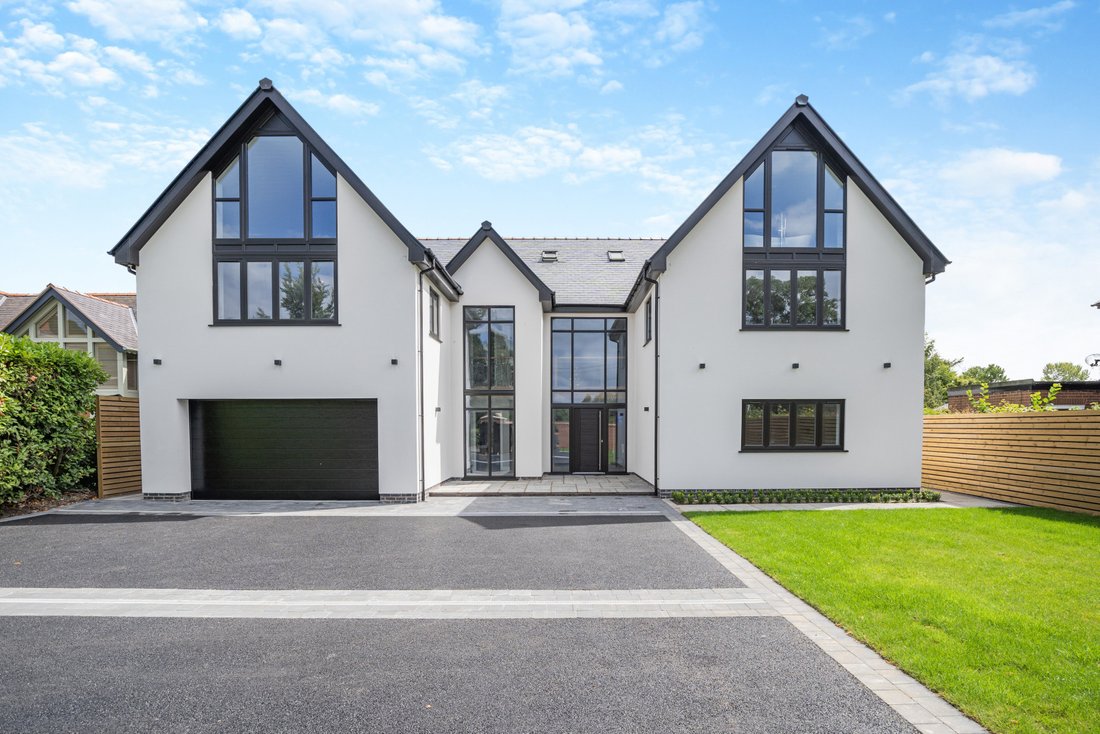 House, Chester Rd, Chester Rd Ll12, Rossett In Rossett, Wales, United ...