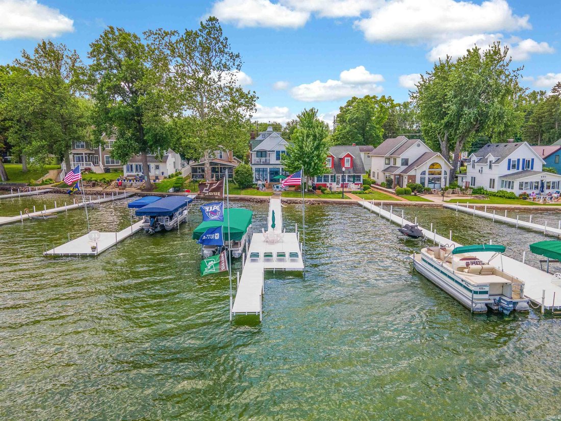Residential Syracuse In Syracuse, Indiana, United States For Sale ...