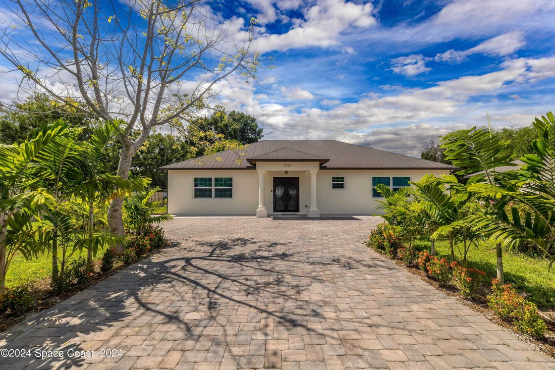 The Perfect Blend Of Modern Living And In June Park, Florida, United ...