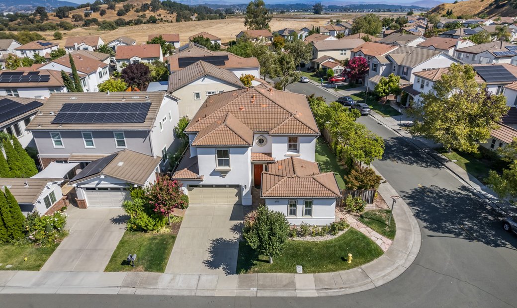 Exquisite Luxury Home In Serene Hamilton In Novato, California, United ...