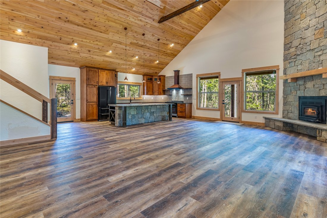 212 Colter South Road In Lakeside, Montana, United States For Sale ...