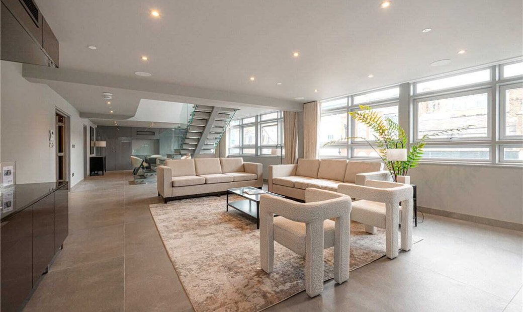 Queen Street, Mayfair W1 J In London, England, United Kingdom For Rent ...