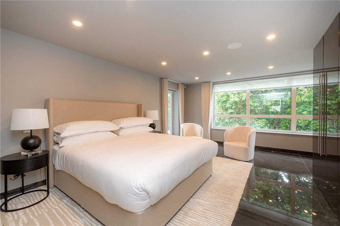 Queen Street, Mayfair W1 J In London, England, United Kingdom For Rent ...
