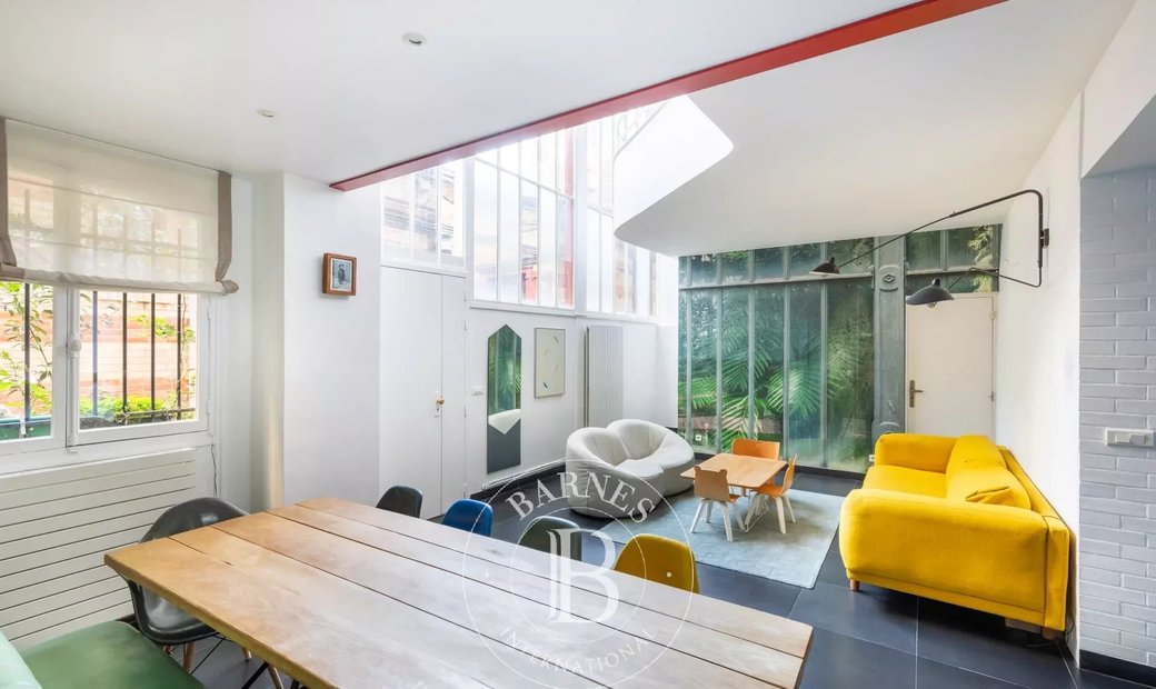 Paris 17 Villa Des Ternes Loft/Artist’s In Paris, île De France, France ...