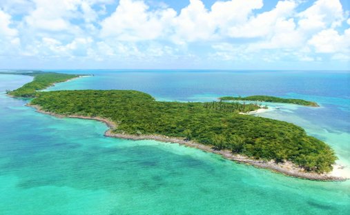 Islas privadas de lujo en venta en las Caribbean | JamesEdition