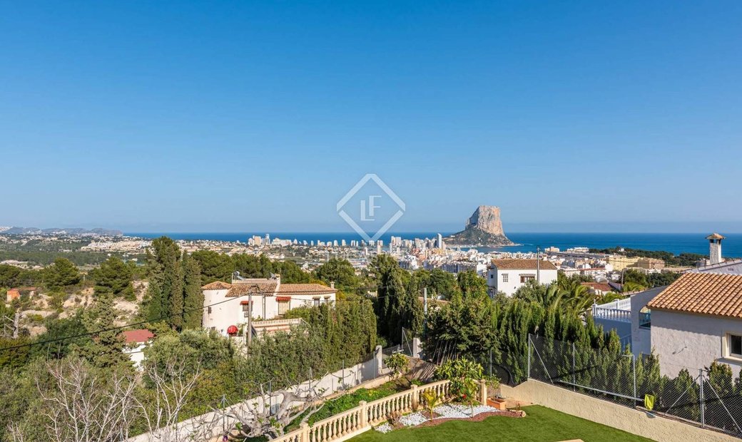 Calpe House / Villa In Calp, Valencian Community, Spain For Sale (14660008)